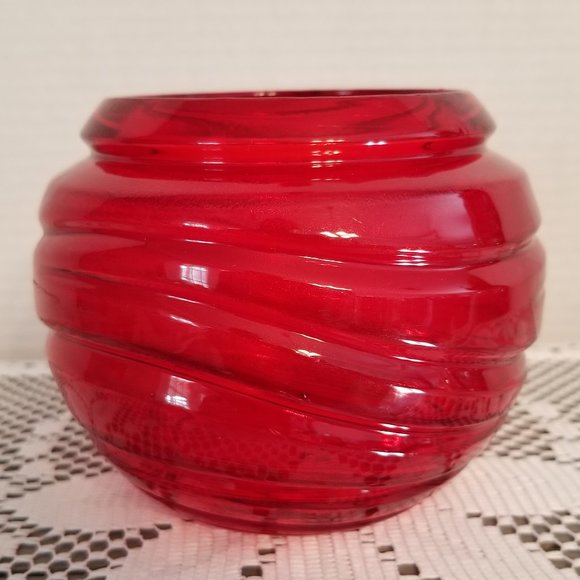 Accents | Wavy Red Glass Ivy Rose Bowl | Poshmark